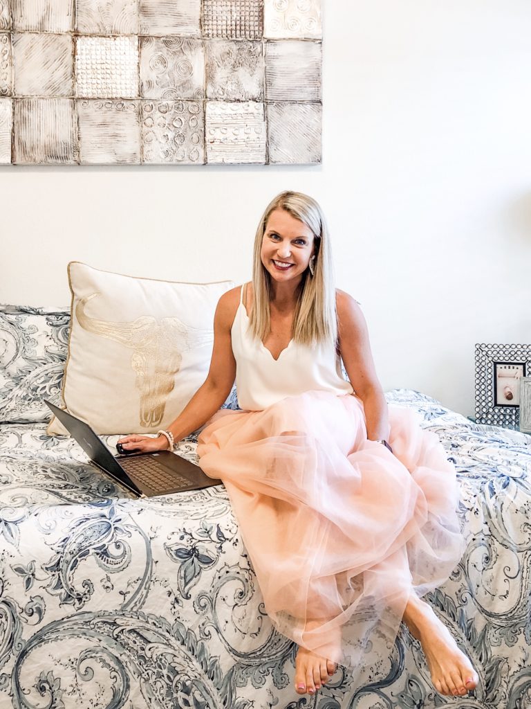 4 Things I Learned From The LadyBossBlogger Course » Toast To Post